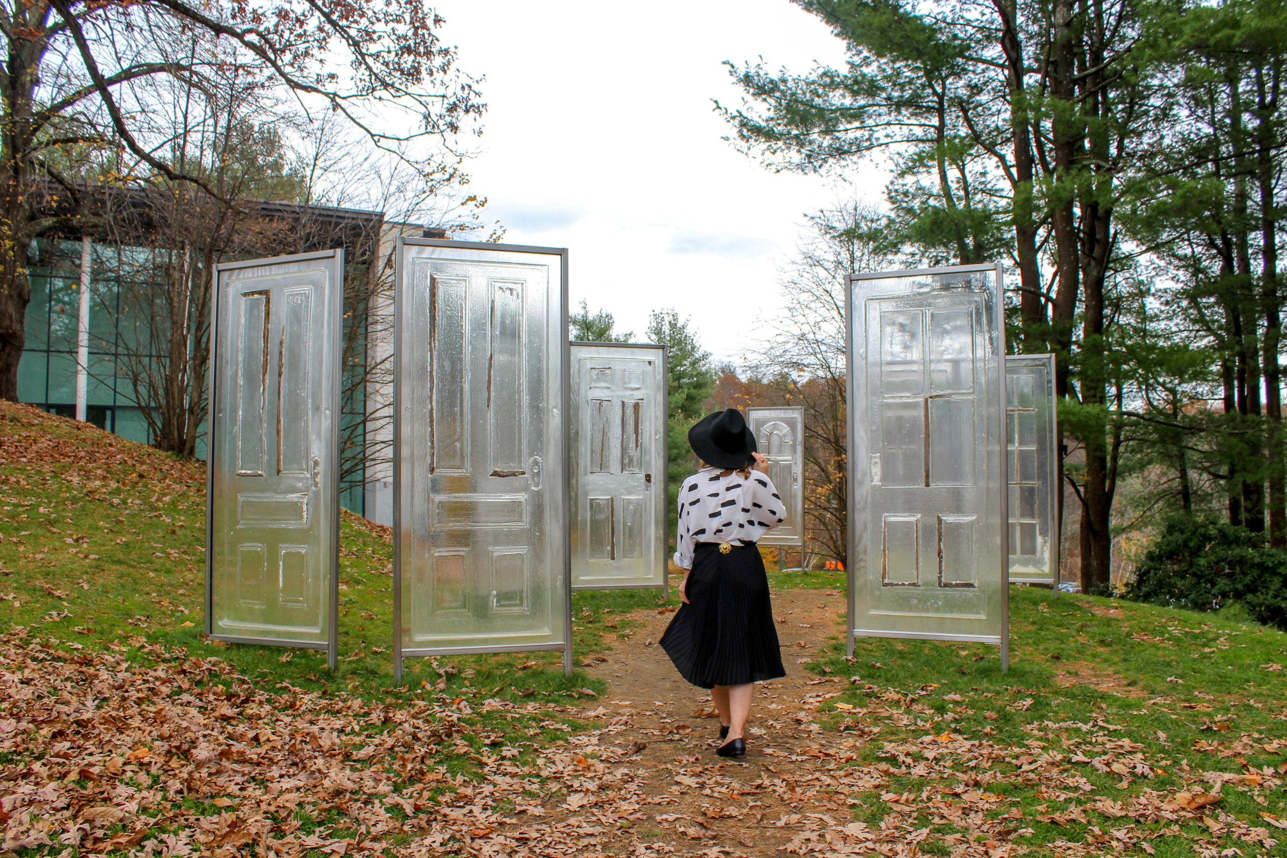 Art Inside and Out - The Stylish Intellectual